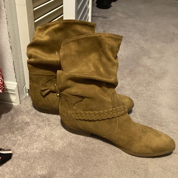 Indigo | Shoes | Indigo Brown Suede Ankle Boots | Poshmark